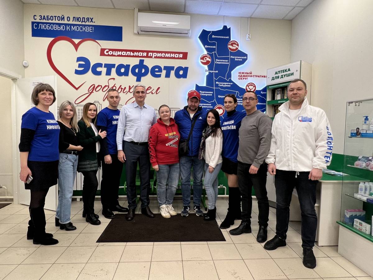 Волонтеры команды Нифантьева отправили в гумцентр «Единой России» в Мариуполе более 2 т. помощи