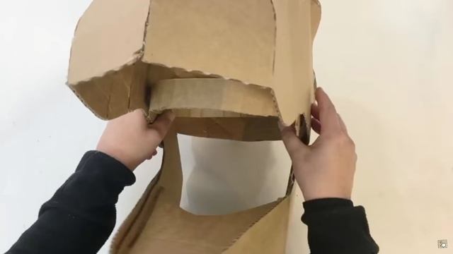 Сделать голову тираннозавра Рекса из картона.