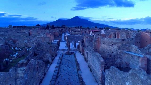 КОГДА Я ВИЖУ, КАК ЛЮТУЕТ ВРЕМЯ - Уильям Шекспир (слова), Анатолий Пережогин (перевод, музыка, вокал)