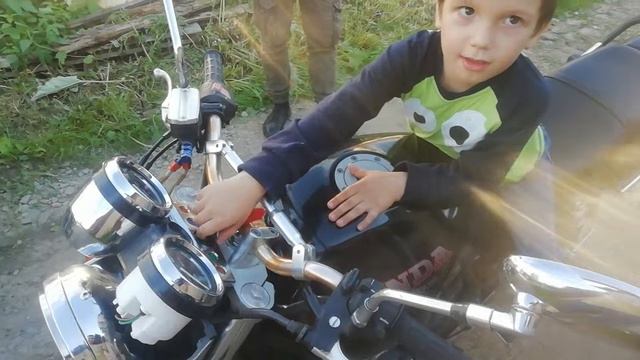 Юный байкер