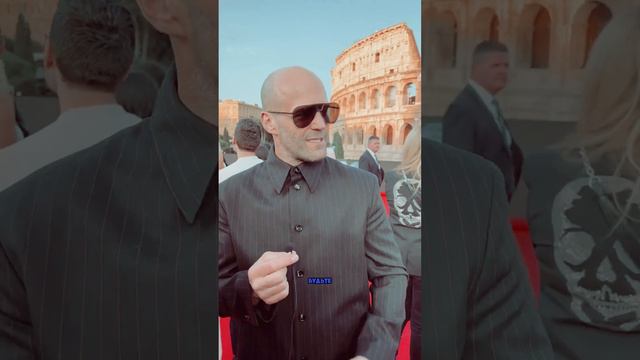 Самое простое правило жизни: делайте тo, что вас радует, и будьте с теми, с кем вам хорошо.
Жан-Пол