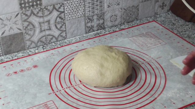 Порционный хлебушек. Тесто мягкое как пух и остается таким же мягким достаточно долго.