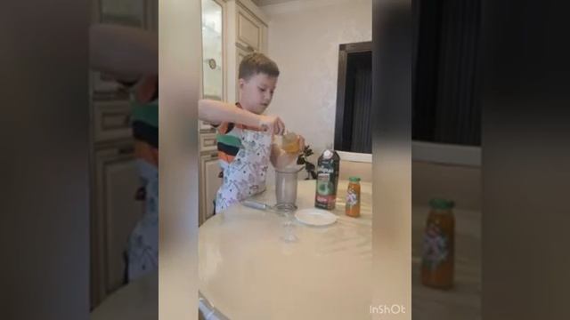 Коваленко Михаил и Николай- мама Наталья Алексеевна