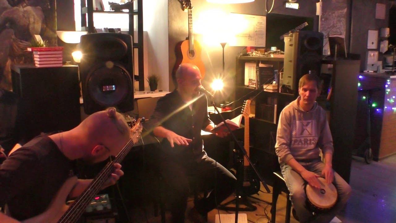 Разнузданные Волей - "Дождь ждал меня у порога..."/Взлетная дорожка