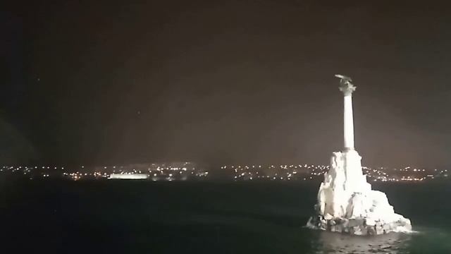 Праздничный салют в Севастополе в День защитника Отечества 23 февраля 2022 года