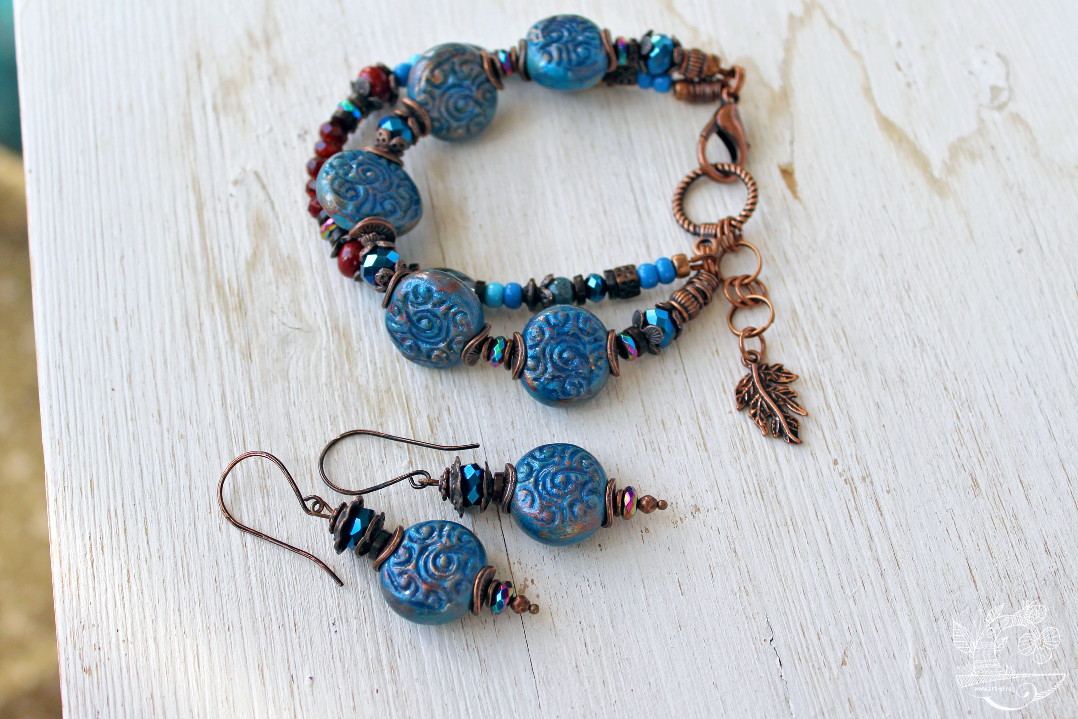 Глина, пуговицы, краски.mp4