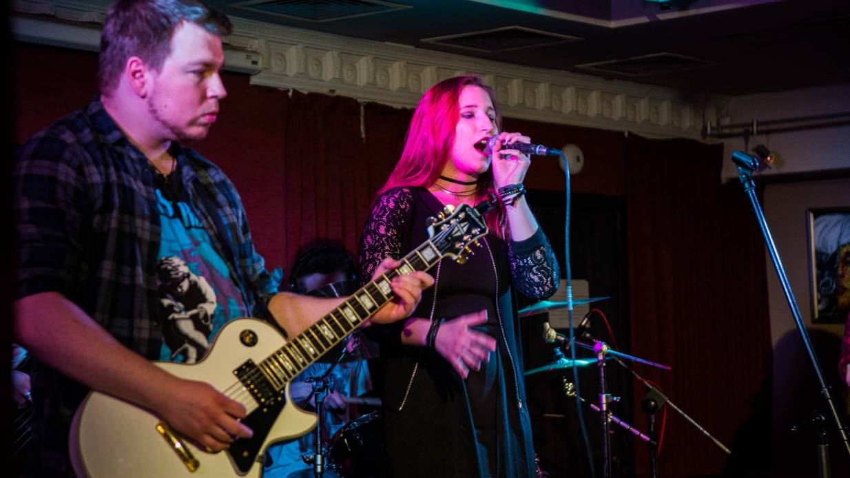 Джаз-клуб "Союз композиторов" концерт солистов МВЦ "Сольвейг" Rock Band