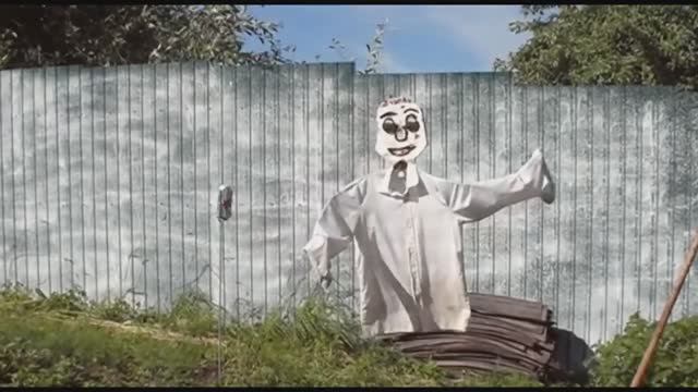 Танцующее пугало своими руками