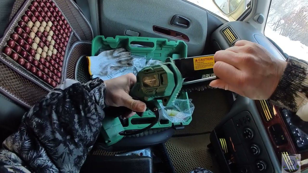 Бесщеточная  аккумуляторная цепная  мини пила   Paowafol Chainsaw