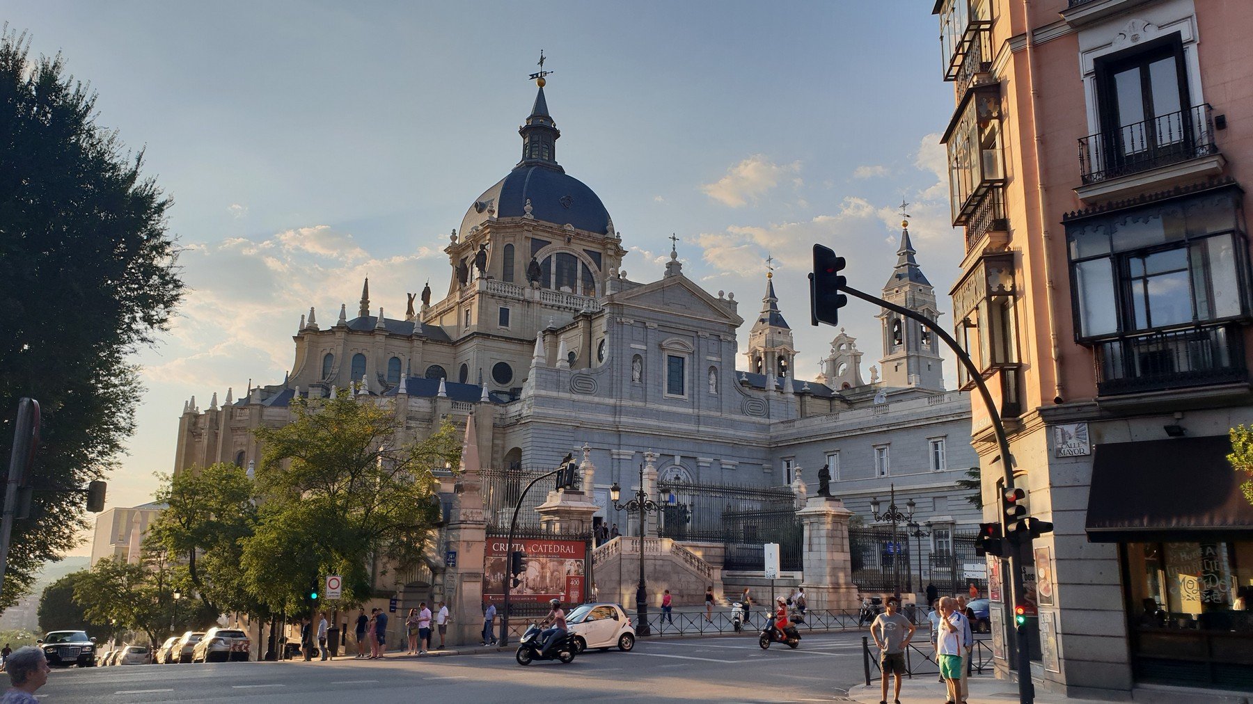 201809 Испания Мадрид Собор Альмудена