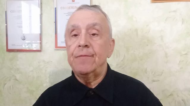 Мужчину влечёт к женщине непреодолимой силой. Сопротивляться он не может. Позарез нужен секс.