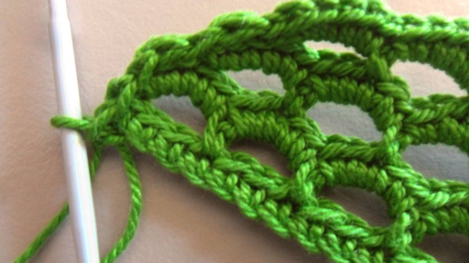 Ирландское кружево - ЛИСТ РЕШЁТЧАТЫЙ АСИММЕТРИЧНЫЙ