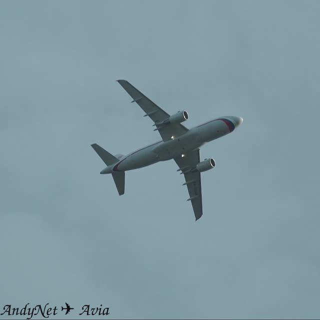 Airbus A319-115(CJ) СЛО «Россия» [RA-73025] заходит на посадку во Внуково (VKO/UUWW) 30.05.2024