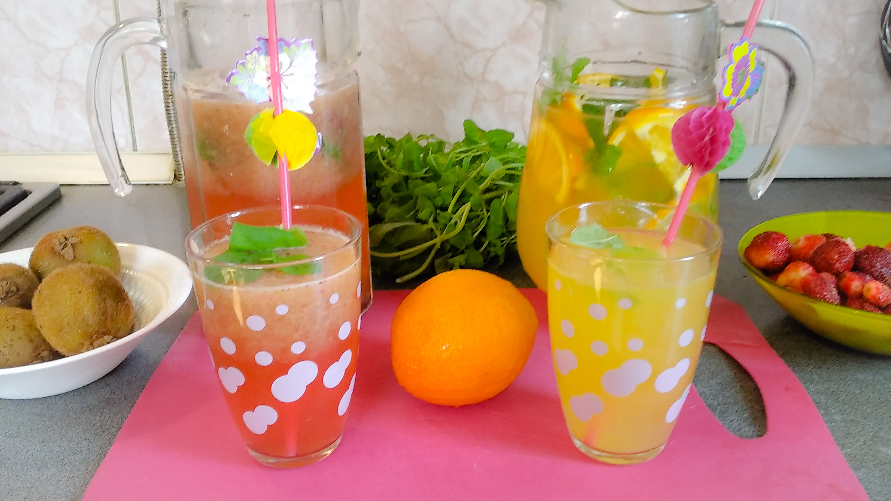 Летние ОСВЕЖАЮЩИЕ НАПИТКИ, которые прекрасно утоляют жажду в летний зной!