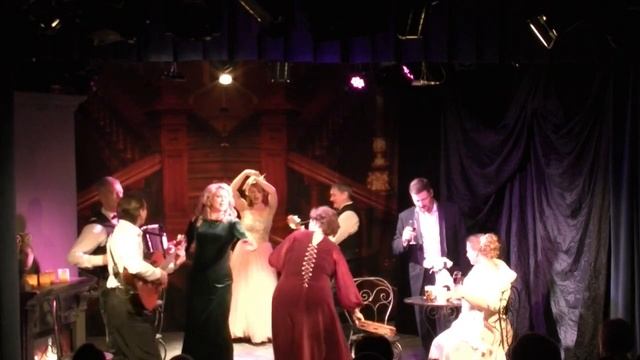 Горящие письма. Театр "Глас"