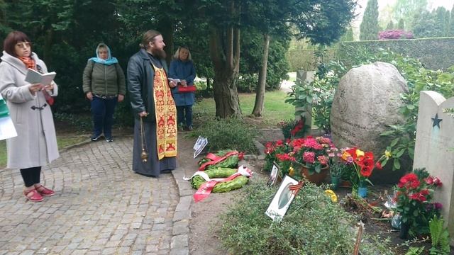 Могила Советских солдат в Орхусе, Дания. 9 мая 2020