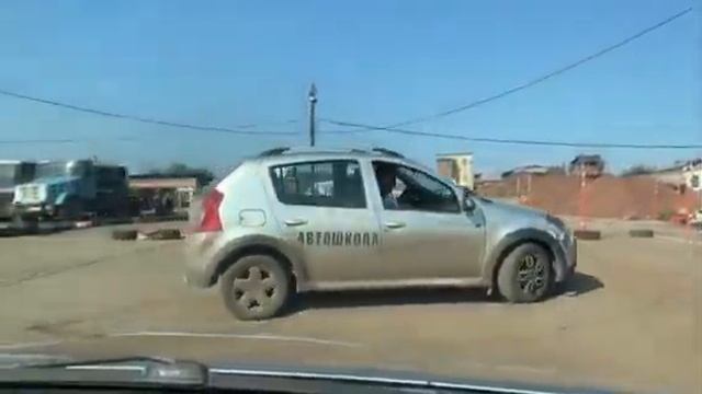 Комплекс упражнений на автодроме. Часть2.mp4