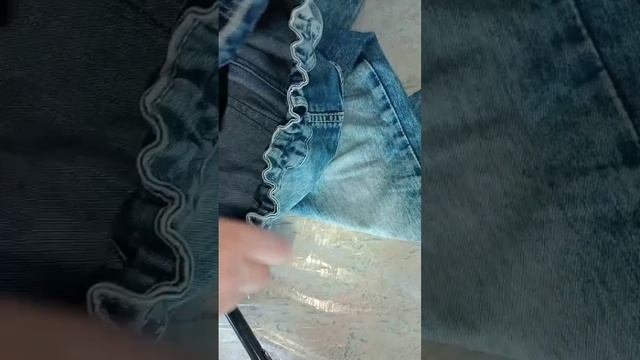 как уменьшить джинсы в поясе?