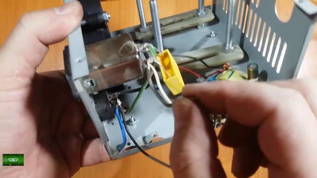 Настольный обогреватель с саморегулирующим термокабелем