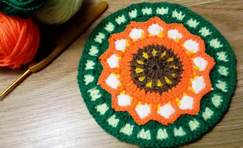 Яркая МАНДАЛА крючком. Вяжем Салфетку с цветком в центре