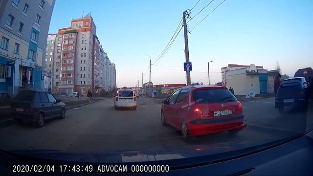 Автохам на встречке. Город Орёл.