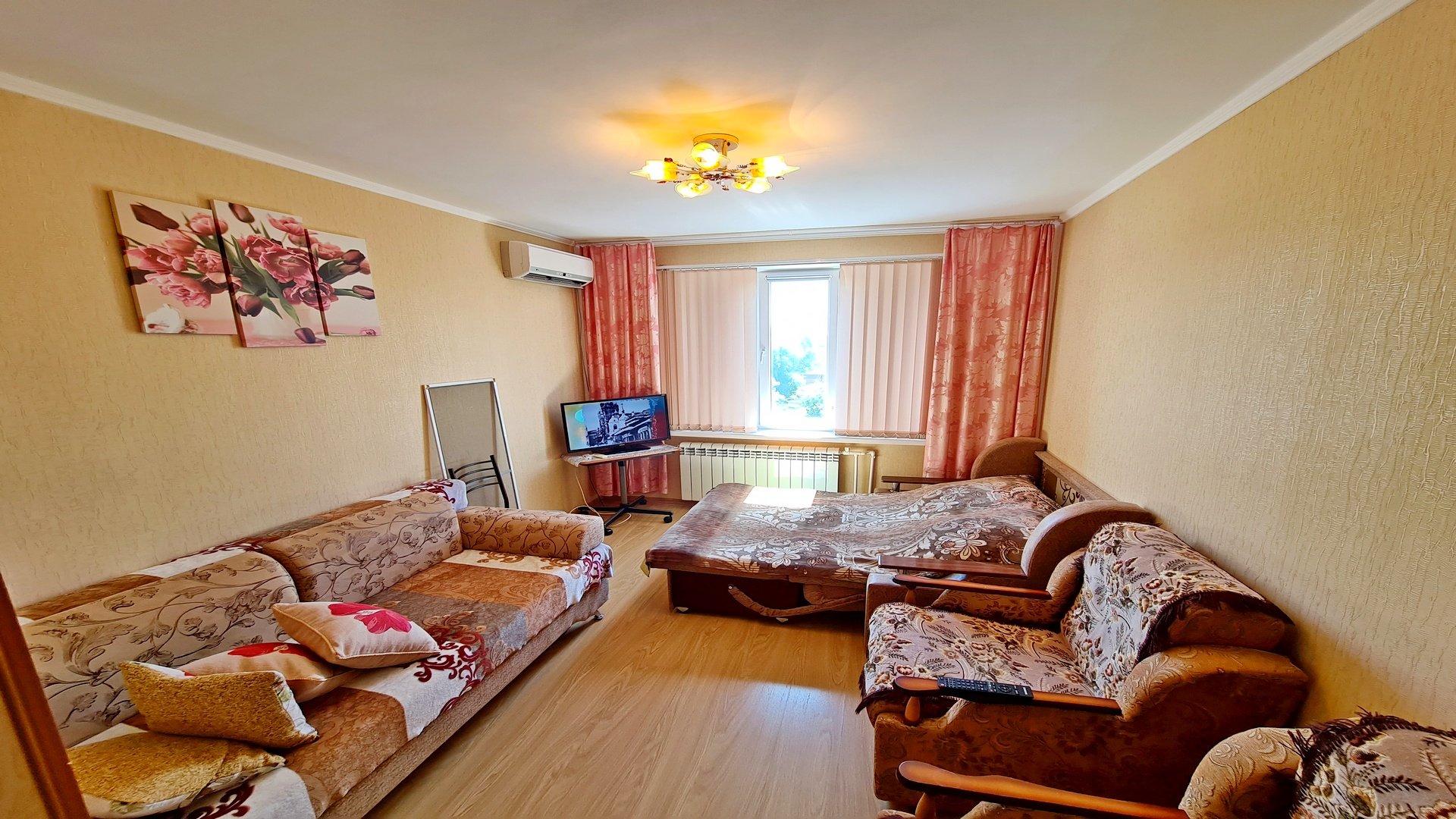 Ейск: однокомнатная квартира для отдыха у моря!