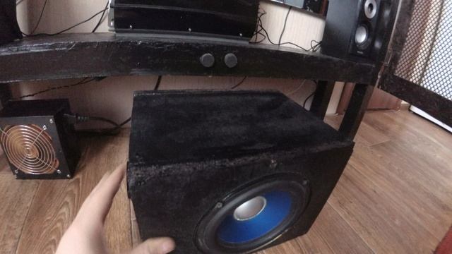 Самодельная тумба для телевизора,обзор