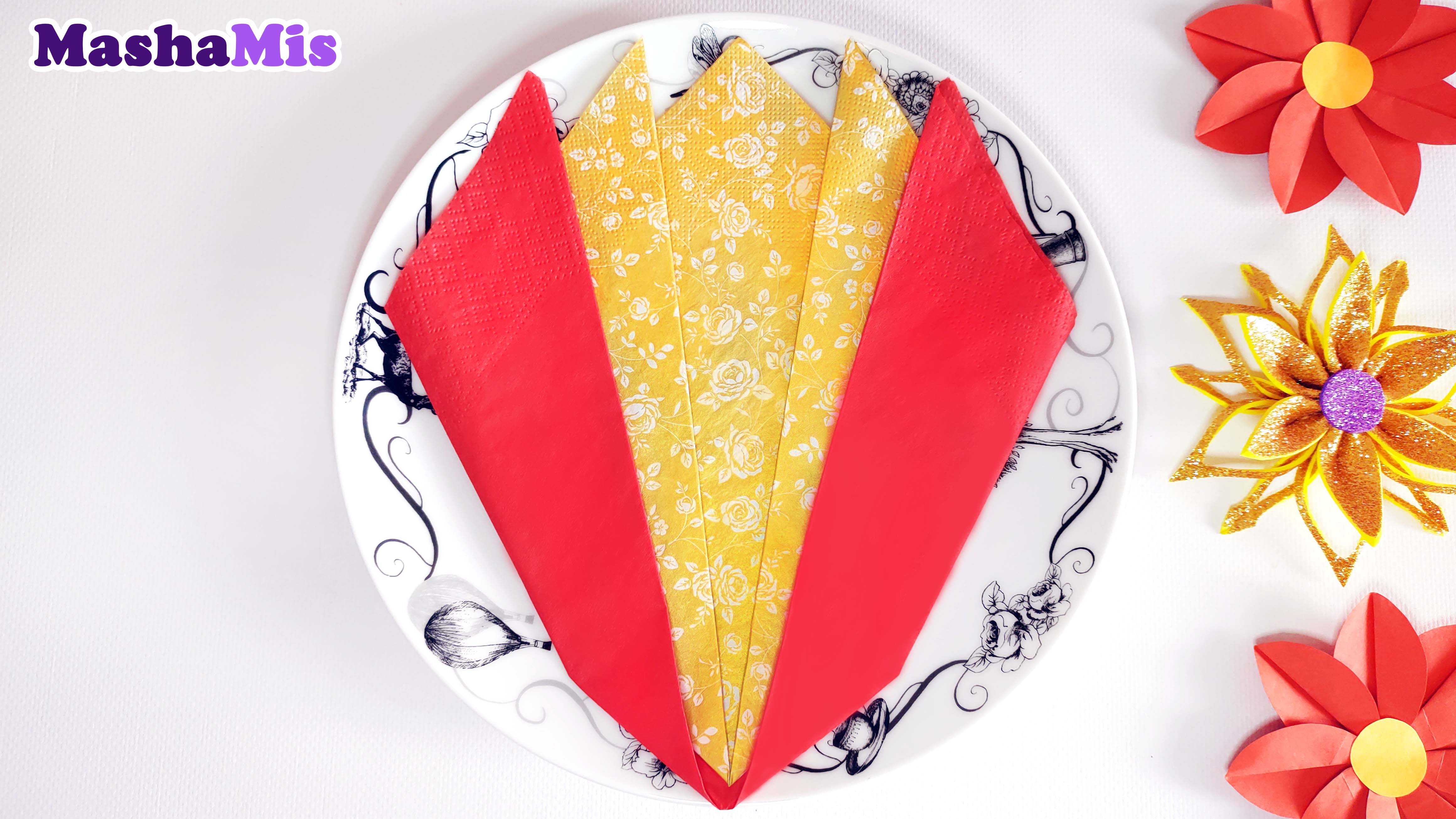 Как красиво сложить салфетки. Цветок. Сервировка стола