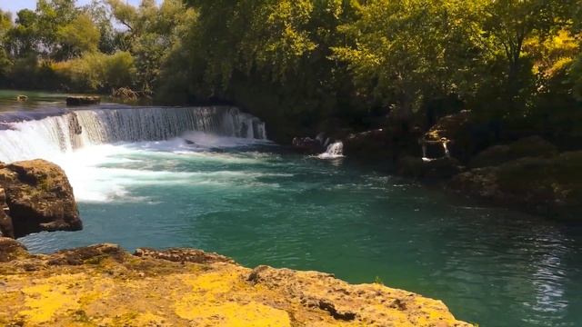 Водопад Манавгат, который находится в районе Манавгат Анталии