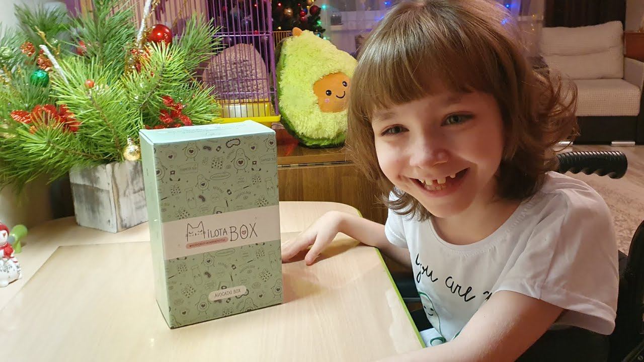 Распаковка "Милота бокс" авокадо