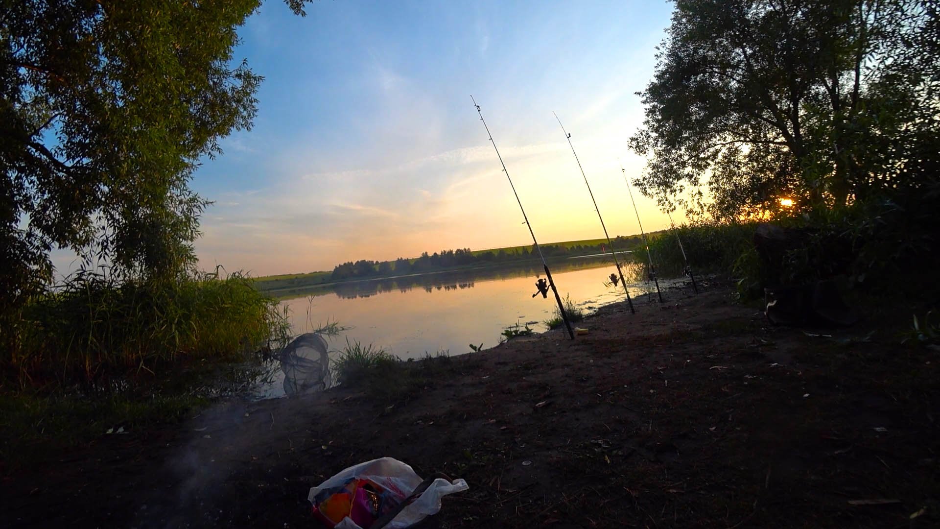 Рыбалка с ночевкой на закидушки (Донки). Еда на костре. Зачетный карась