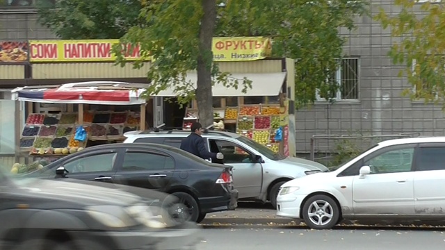 "Престижные люди". 08: Отойдите пожалуйста в сторону.