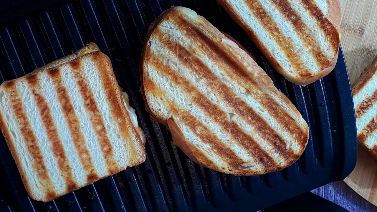 Хрустящие Бутерброды на Гриле Готовятся Очень Быстро. Попробуйте!