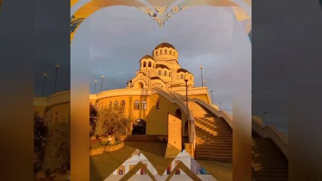 «Помилуй, Боже, тех, кого люблю!» Александр Ревич.Ссылка на источник обязательна.