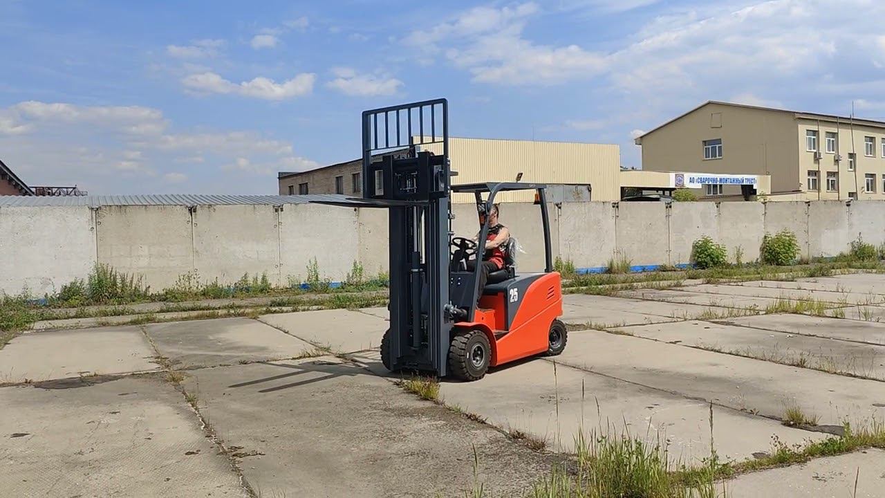 Электрический погрузчик KOLMAN KMK25 грузоподъемностью 2500кг, высота подъема 4800 мм