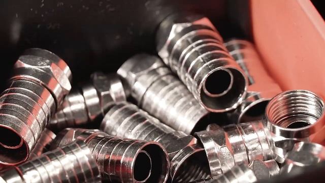 Пресс-клещи НТ-106Е (КВТ) для опрессовки коаксиальных F и BNC разъемов со встроенной матрицей