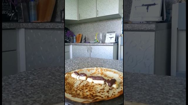 БЛИНЧИК с бананом и шоколадом. Рецепт блинчиков. Просто, быстро, и вкусно