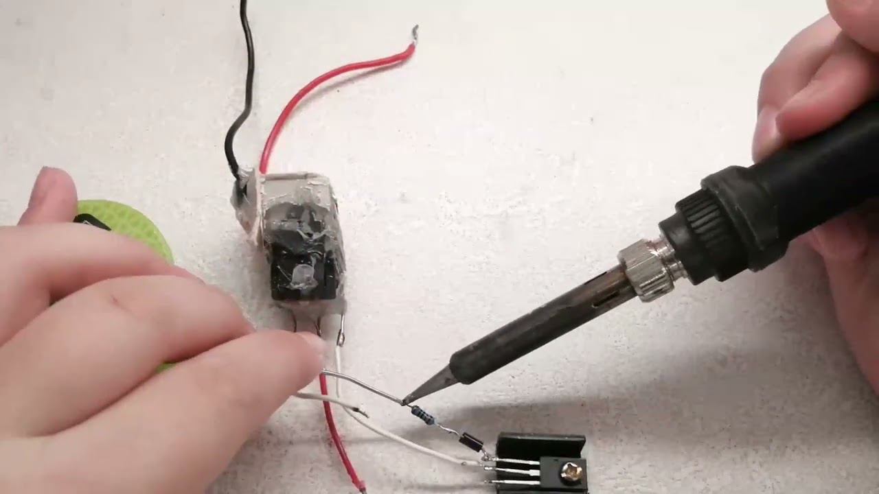 Миниатюрный высоковольтный генератор своими руками