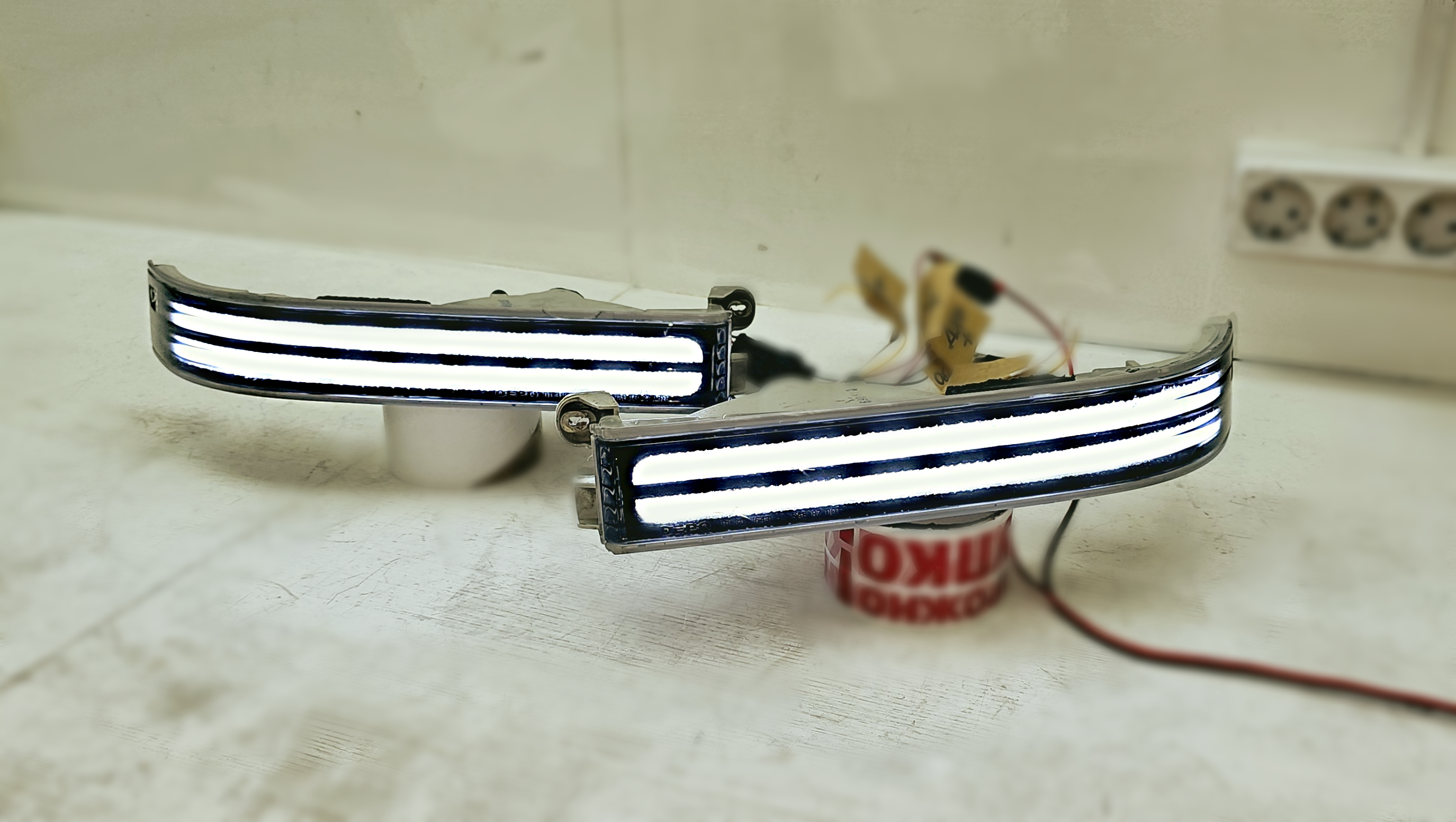 Toyota Supra DRL с бегущим поворотом