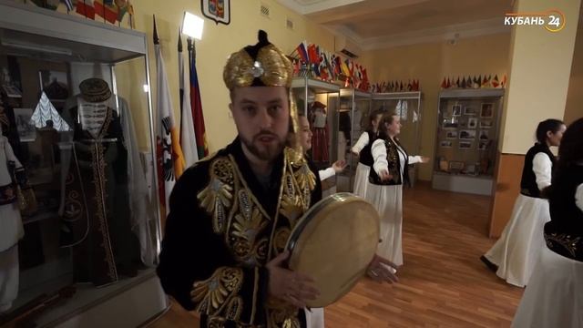 «Ода народу». Таджики