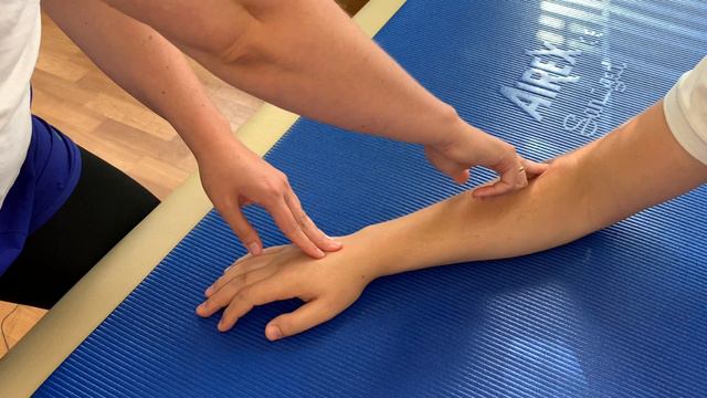 Легкие мануальные техники предплечья.