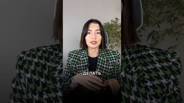 Как помочь ребенку распознать мошенников?