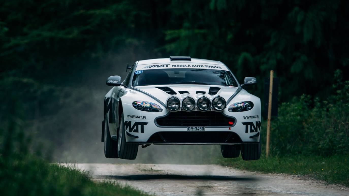 DiRT Rally 2.0. Aston Martin V8 Vantage GT4. Spain, Ribadelles - Ascenso bosque Montverd