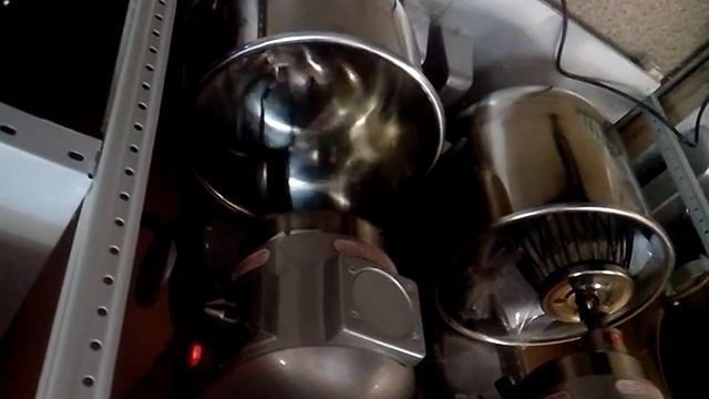 Видео внешний вид и работа миксера планетарного В-10 с насадкой Лопатка завода Foodatlas, #Shorts