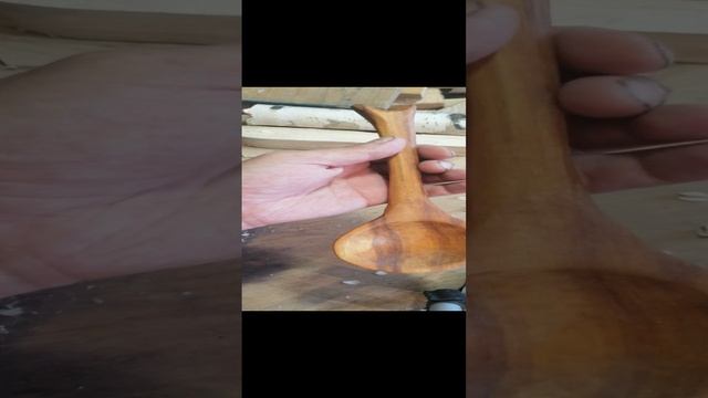 ДЕРЕВЯННАЯ ЛОЖКА ИЗ ДЕРЕВА ЧЁРНОЙ БЕРЁЗЫ ЛОЖКА ДЕРЕВЯННАЯ СВОИМИ РУКАМИ В ДОМАШНИХ УСЛОВИЯХ #Shorts