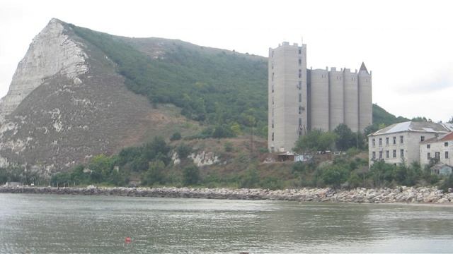 Добричка област - североизточният ъгъл на България /част 16/. Каварна.