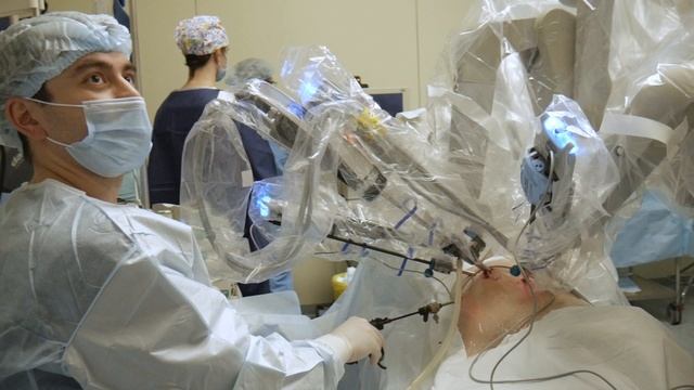 Роботическая операция ребенку: удаление кисты селезенки