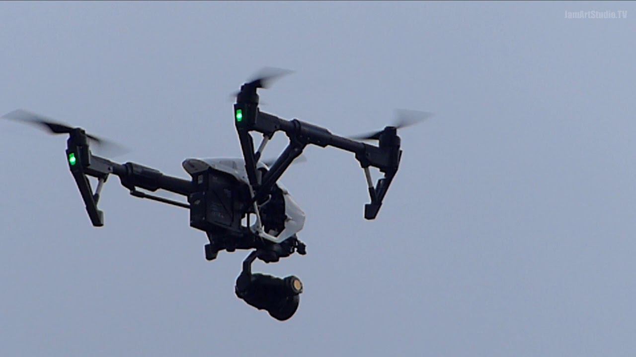 Владимир - Успенский собор. Небо - мультикоптер.