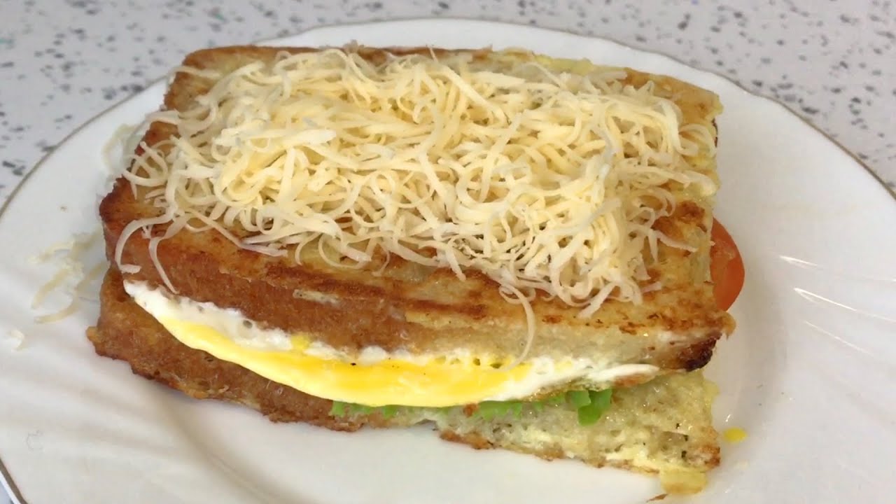 ЯЙЦО В ГРЕНКАХ | БЫСТРЫЙ СЫТНЫЙ ЗАВТРАК