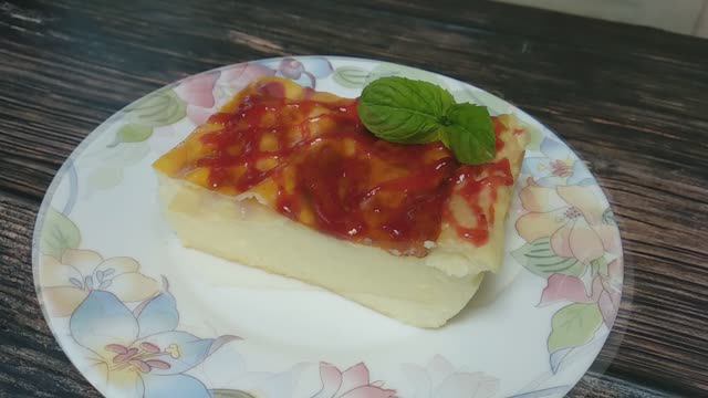 Очень вкусно! Десерт из обычной манки.  Манный пудинг.